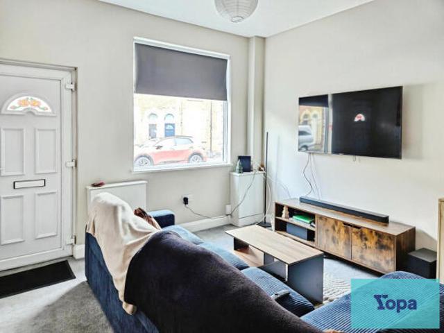 2 bedroom terraced house for sale in Kimberley Road, Etruria, Stoke on trent, ST1