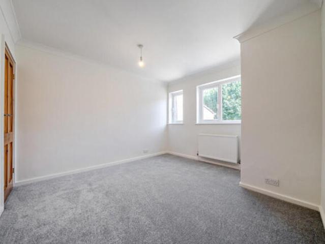 2 bedroom terraced house for sale in Kingston Crescent, Beckenham, BR3