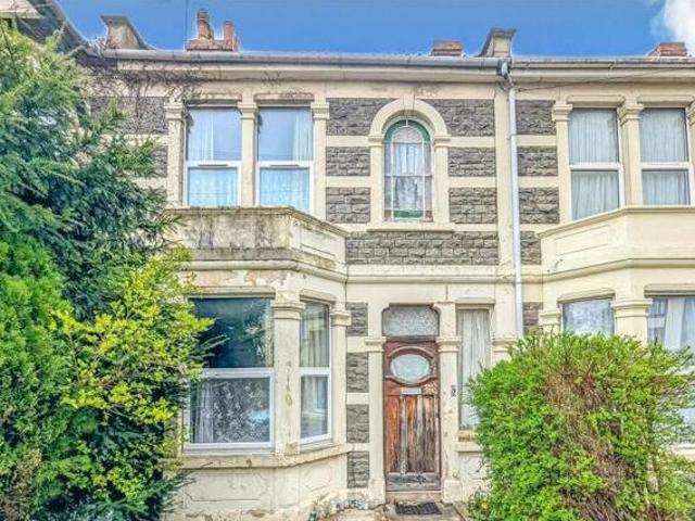 2 Bedroom Terraced House For Sale In Kingswood, Bristol