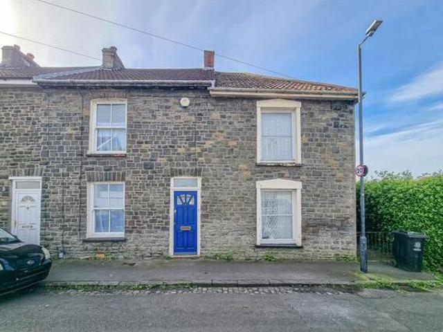 2 Bedroom Terraced House For Sale In Kingswood, Bristol