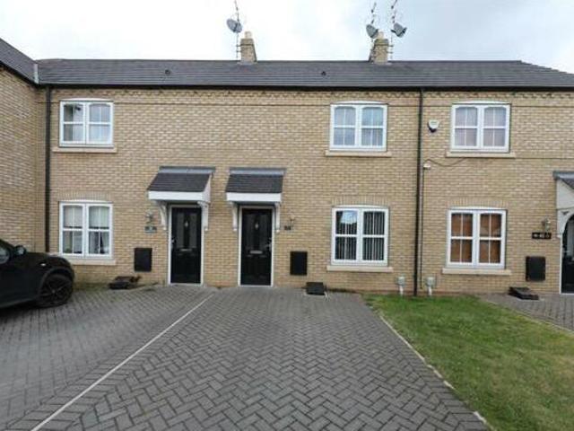 2 Bedroom Terraced House For Sale In Kingswood