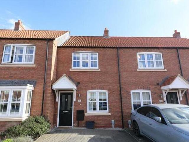 2 Bedroom Terraced House For Sale In Kingswood