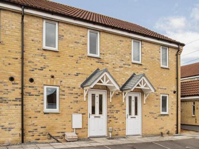 2 Bedroom Terraced House For Sale In Kingswood
