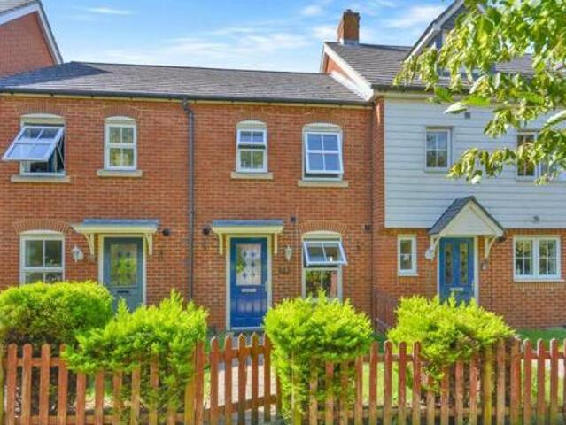 2 Bedroom Terraced House For Sale In Kingsnorth