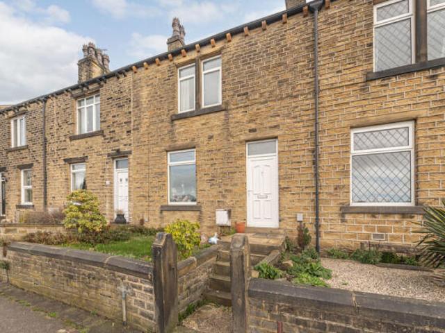 2 bedroom terraced house for sale in Kirkheaton, Huddersfied, HD5