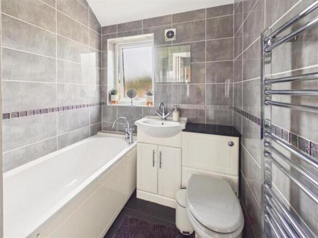2 bedroom terraced house for sale in Hotham Road South, Hull, HU5