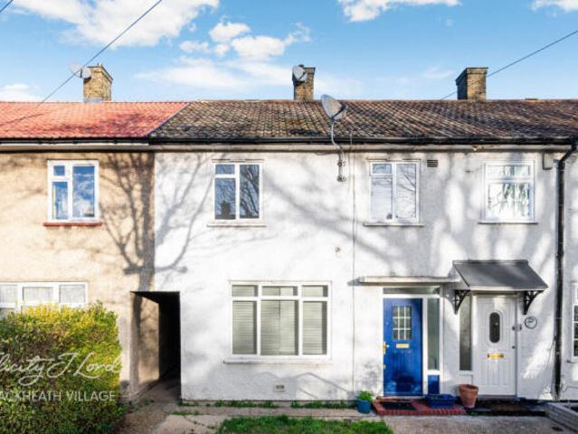 2 bedroom terraced house for sale in Holburne Road, London SE3