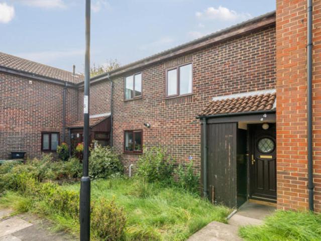 2 bedroom terraced house for sale in Hollybrook Close, Southampton, Hampshire, SO16