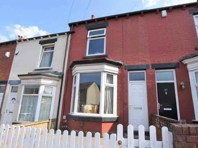2 Bedroom Terraced House For Sale In Horsforth, Leeds