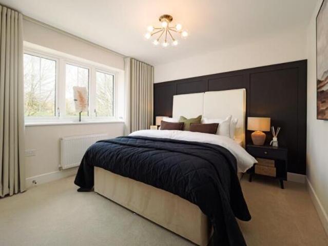 2 bedroom terraced house for sale in Hawkinge Kent CT18 7UG, CT18