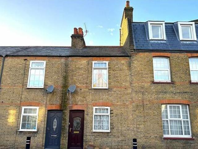 2 Bedroom Terraced House For Sale In Hayes, Greater London