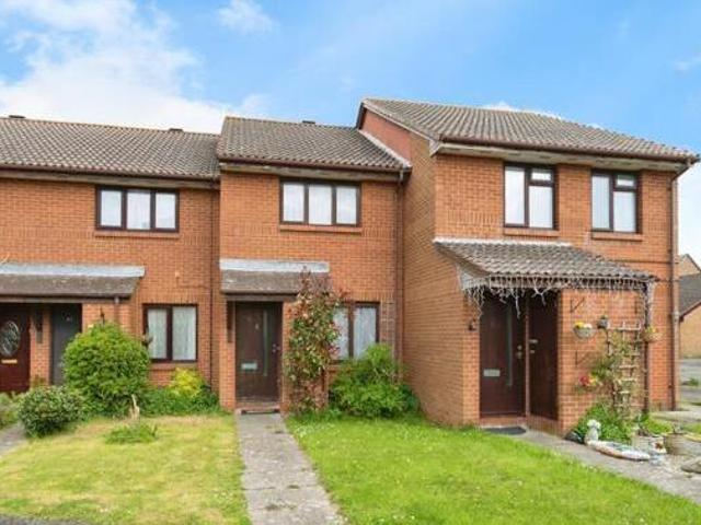 2 Bedroom Terraced House For Sale In Hayling Island, Hampshire
