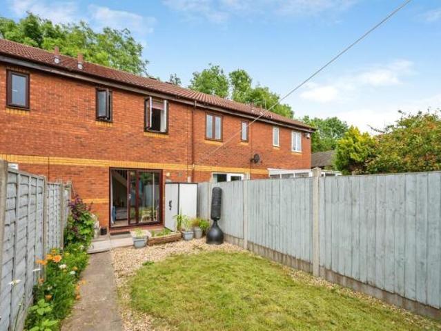 2 bedroom terraced house for sale in Haines Avenue, Worcester, WR4