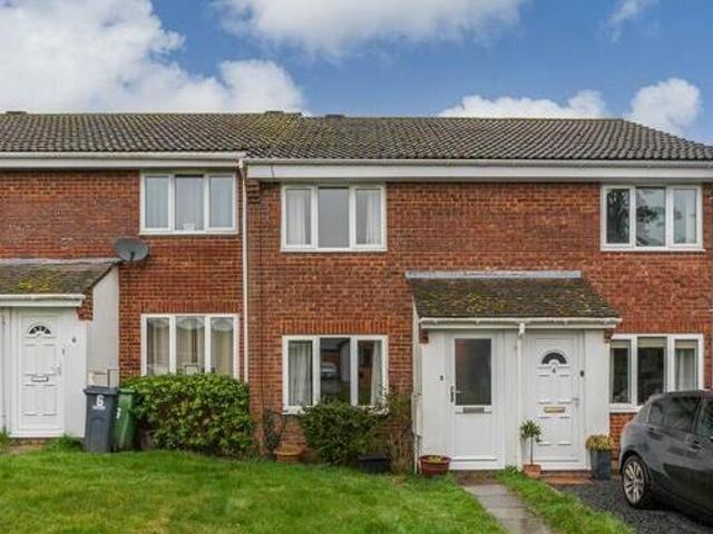 2 Bedroom Terraced House For Sale In Hamble