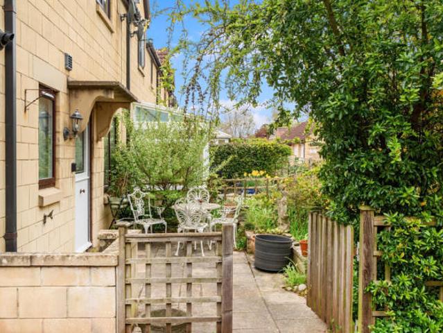 2 bedroom terraced house for sale in Harbutts, Bathampton, Bath, Somerset, BA2