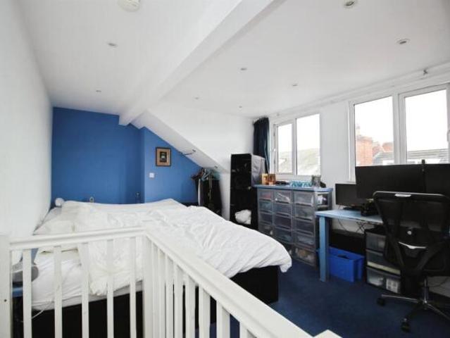2 bedroom terraced house for sale in Harold Street, Leeds, LS6