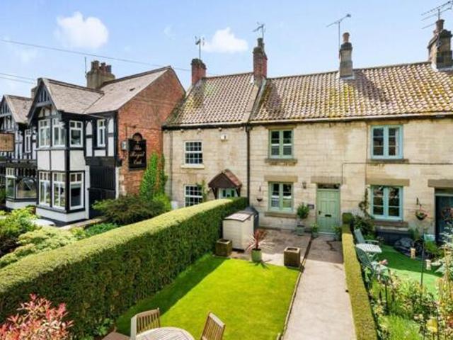 2 Bedroom Terraced House For Sale In Harrogate, North Yorkshire