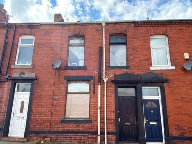 2 Bedroom Terraced House For Sale In Heywood, Greater Manchester
