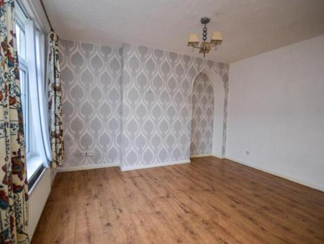 2 bedroom terraced house for sale in Heathfield Crescent, Cowgate, NE5