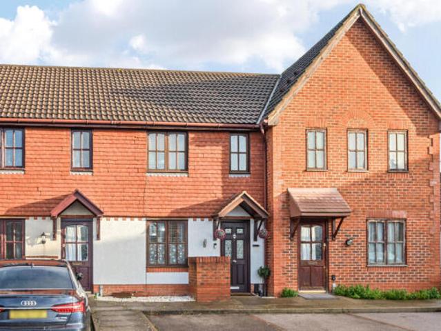 2 bedroom terraced house for sale in Hither Farm Road, Kidbrooke, Blackheath, London, SE3