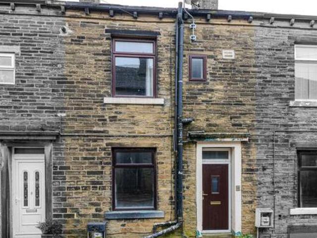 2 Bedroom Terraced House For Sale In Highroad Well