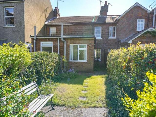 2 bedroom terraced house for sale in Hill Street, St. Albans, AL3