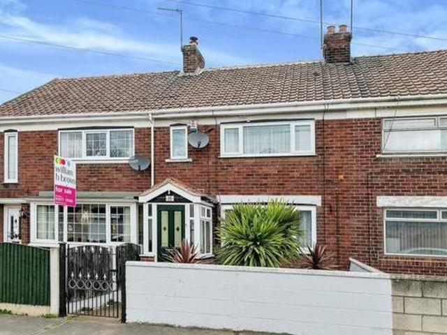 2 bedroom terraced house for sale in Hillgarth Knottingley WF11