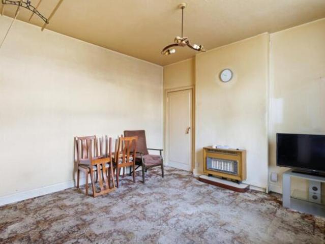 2 bedroom terraced house for sale in Hilton Gardens, Netherton, G13