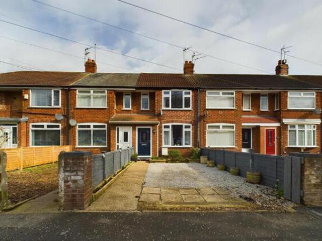 2 Bedroom Terraced House For Sale In Hull, Yorkshire