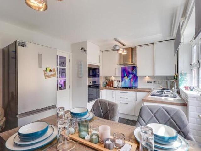 2 bedroom terraced house for sale in Hulton Close, Waterside Park, SO19