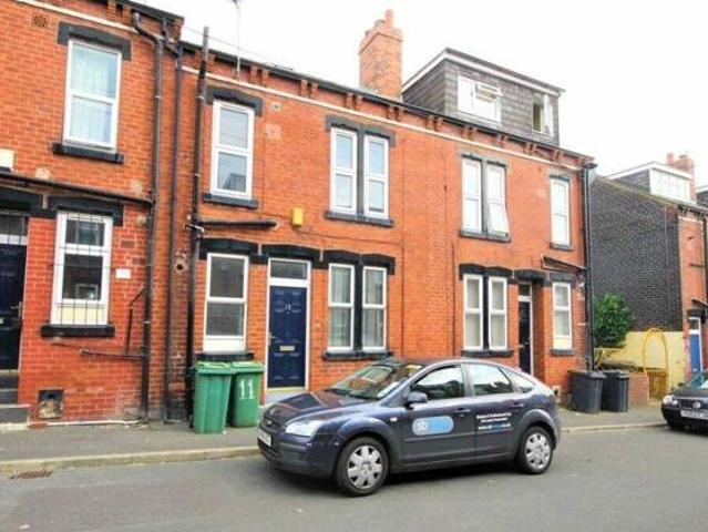 2 Bedroom Terraced House For Sale In Hyde Park, Leeds