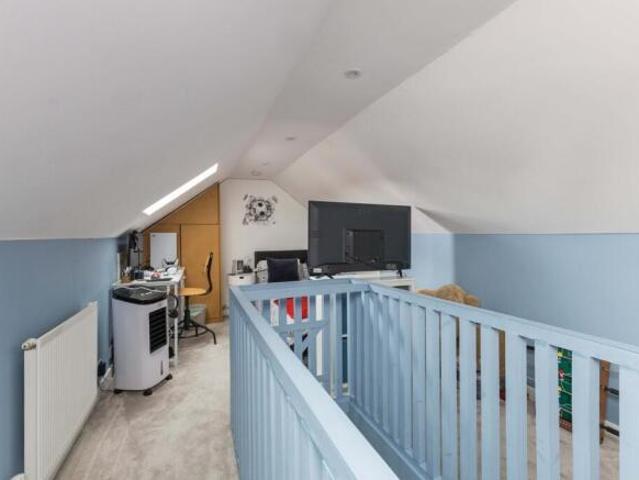 2 bedroom terraced house for sale in Ives Road, Langley, SL3