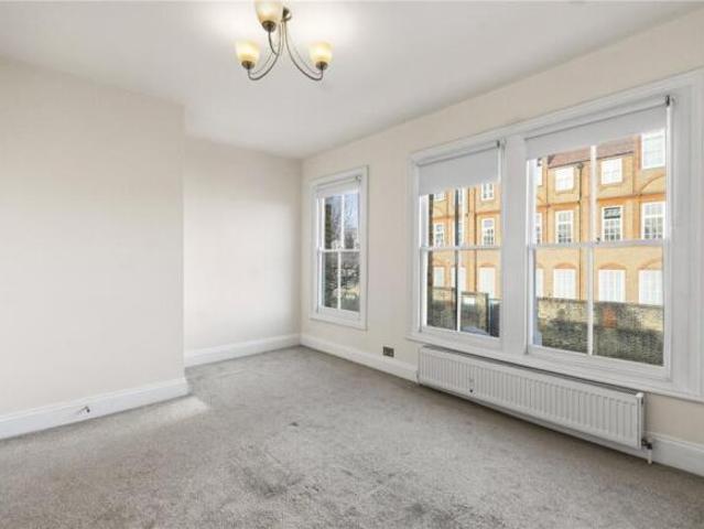 2 bedroom terraced house for sale in Jennings Road, East Dulwich, London, SE22