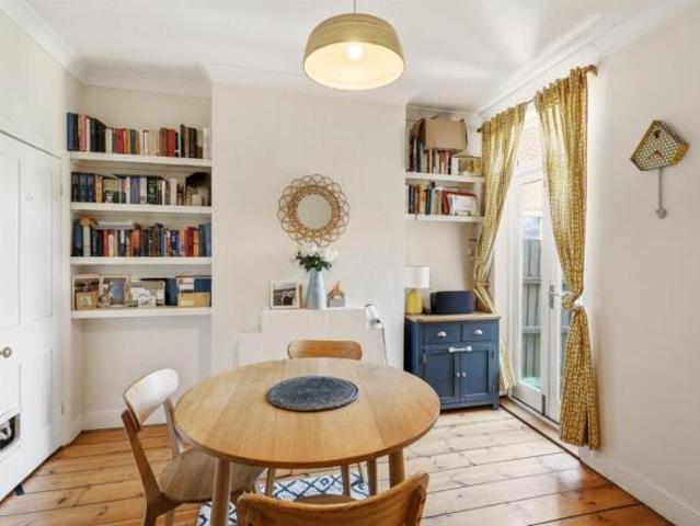 2 bedroom terraced house for sale in Onley Street, Norwich, NR2