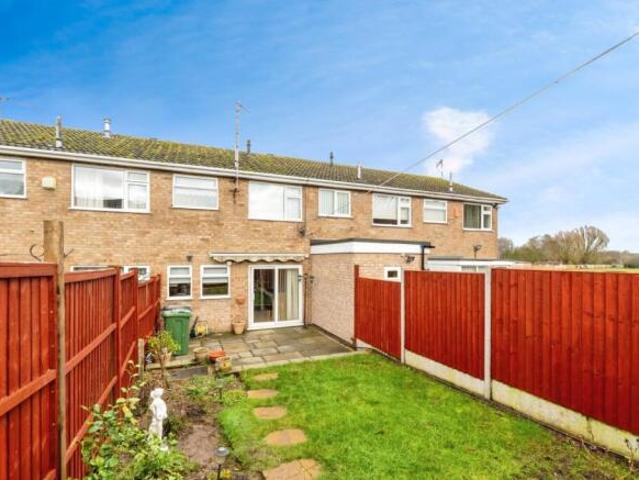 2 bedroom terraced house for sale in Oak Drive, Syston, Leicester, Leicestershire, LE7