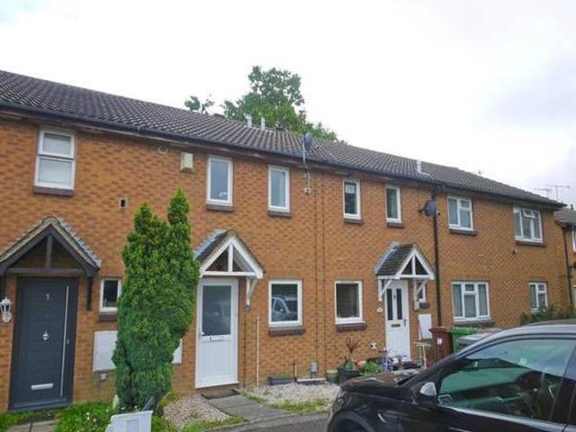 2 bedroom terraced house for sale in Oak Path Watford WD23