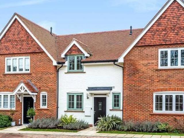 2 bedroom terraced house for sale in Oak Tree Close Odiham Hook RG29 RG29