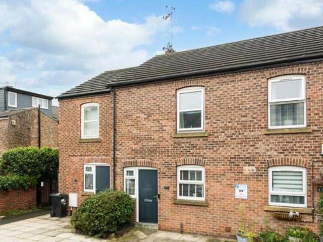 2 Bedroom Terraced House For Sale In Off Bishopthorpe Road