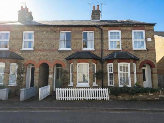2 bedroom terraced house for sale in Old Farm Road, West Drayton, UB7