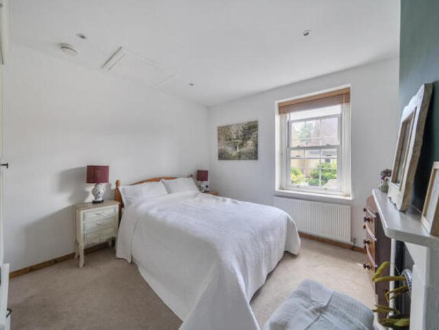 2 bedroom terraced house for sale in Old High Street, Old Headington, Oxford, OX3