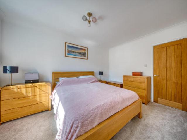 2 bedroom terraced house for sale in Old School Close, Netley Abbey, Hampshire, SO31