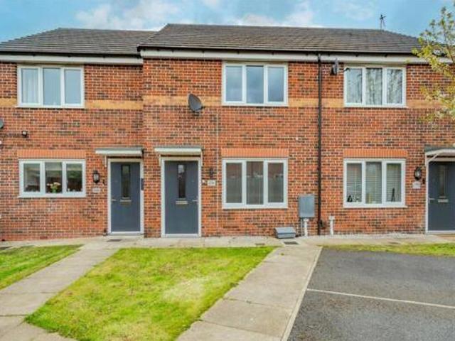 2 Bedroom Terraced House For Sale In Oldham, Greater Manchester