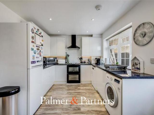 2 bedroom terraced house for sale in Orange Tree Close, Chelmsford, Essex, CM2