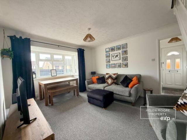 2 bedroom terraced house for sale in Orchard Close, Plympton, Devon, PL7