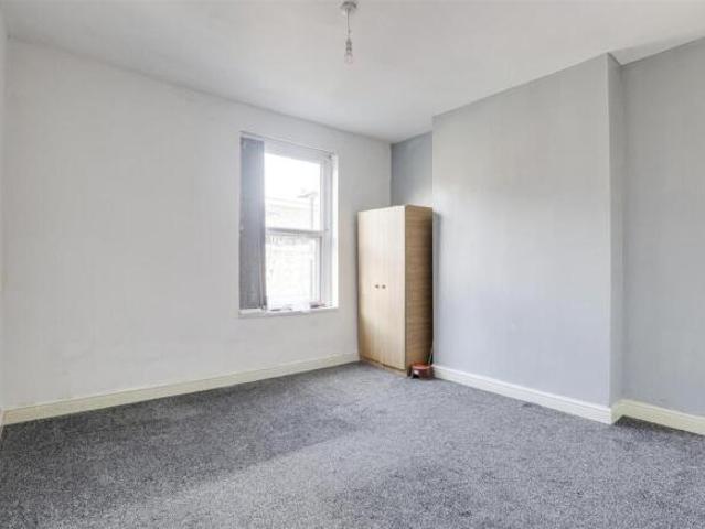 2 bedroom terraced house for sale in Osborne Street, Nottingham, NG7