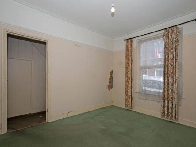 2 bedroom terraced house for sale in Oxford Street, Barton Hill, BS5