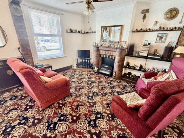 2 bedroom terraced house for sale in London Street, Worthing, West Sussex, BN11 4EL, BN11
