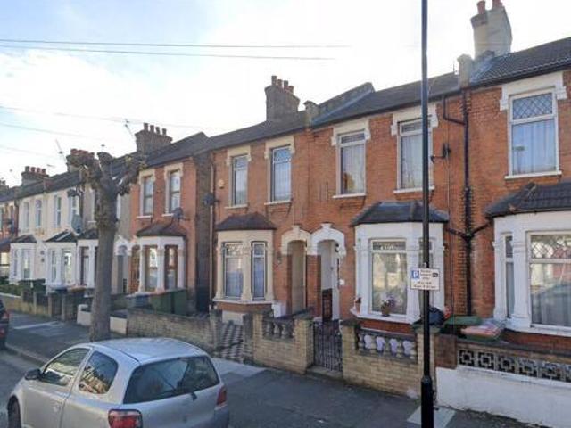 2 Bedroom Terraced House For Sale In London