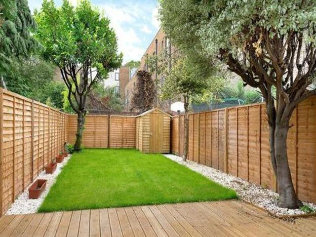 2 Bedroom Terraced House For Sale In London
