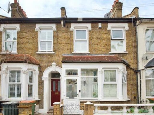 2 Bedroom Terraced House For Sale In London